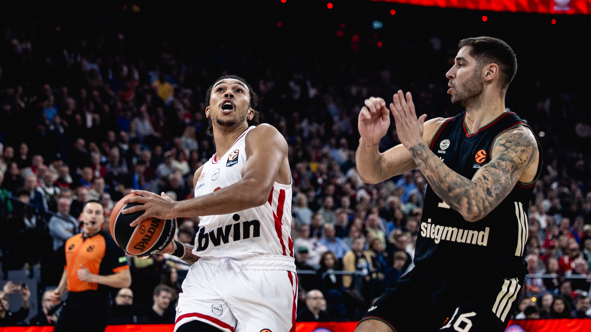 Olympiacos 'sweeps' through Munich! - Olympiacos BC